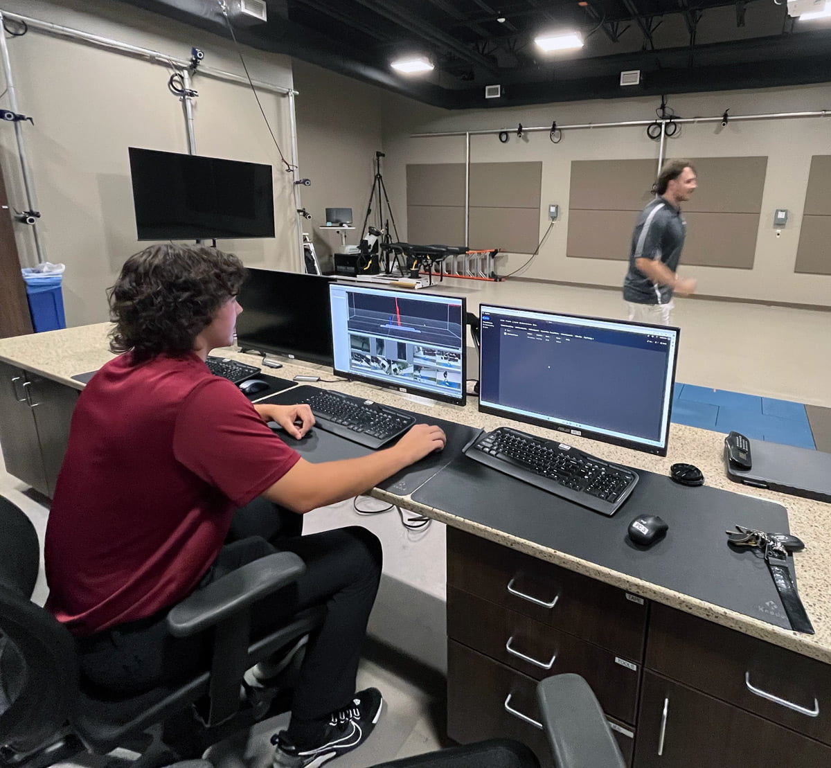 Fichter helps players find their perfect throw in biometrics lab ...