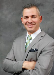 Artist, CEO puts community first - Hastings College