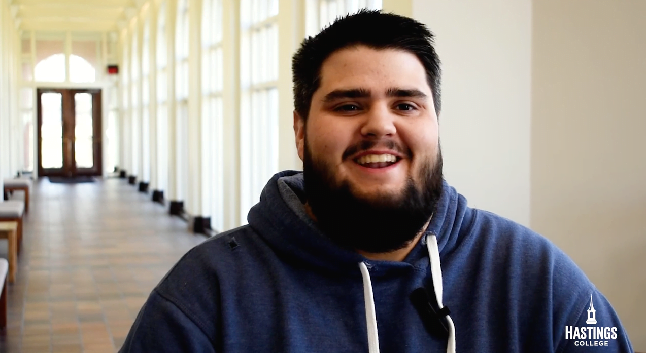 Video: Small class sizes lets High get to know his professors ...