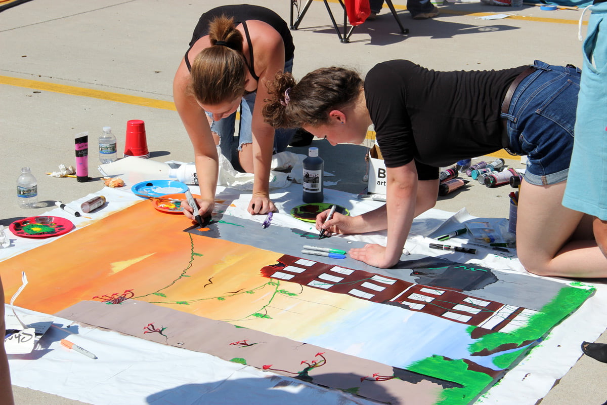 Hastings College mural competition features more than 200 students from ...